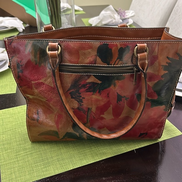 Bags | Patricia Nash Spring Multi Floral Shoulder Bag | Poshmark